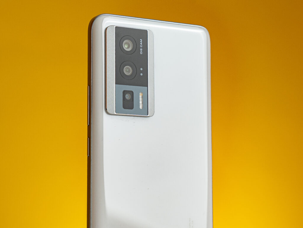 POCO F5 Pro Unboxing and First Impressions! - Unbox Diaries