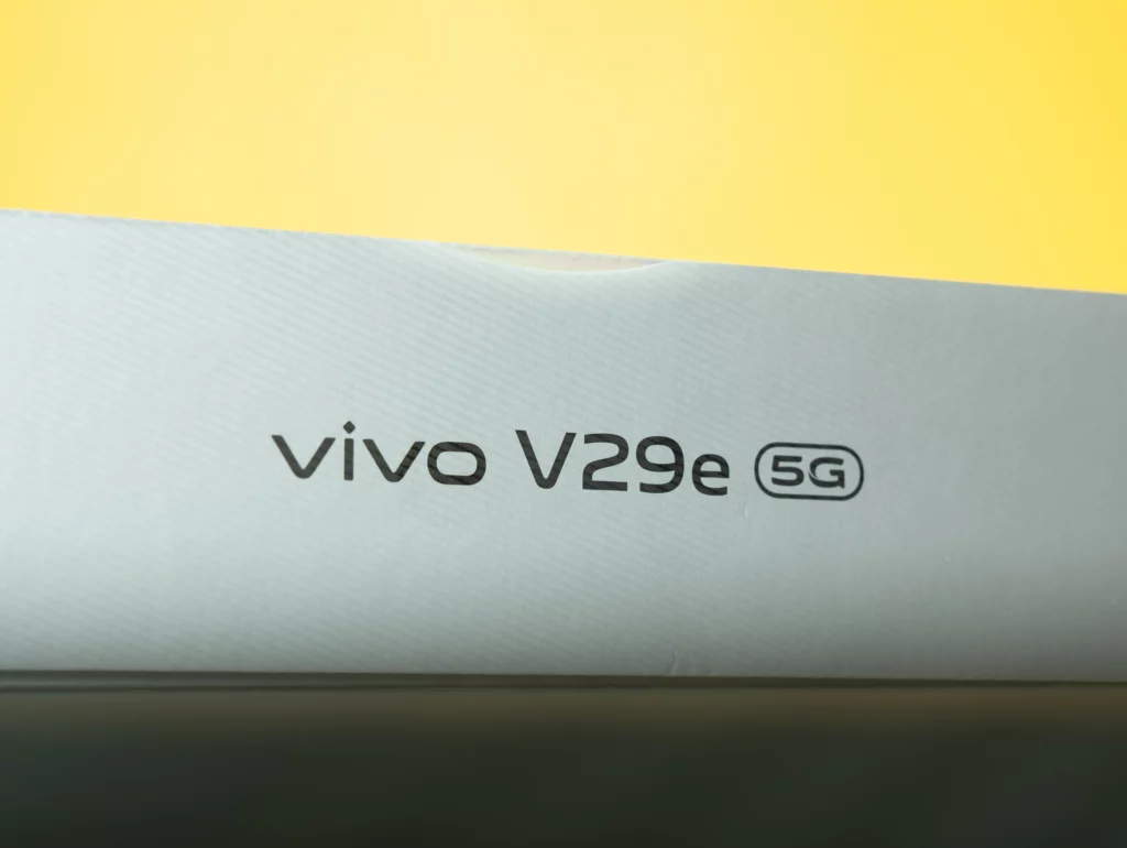 vivo V29e 5G Unboxing - Splendor Design Masterclass - Unbox Diaries