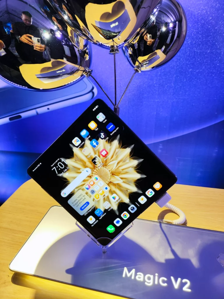 HONOR Magic V2 launch event happening now, Unbox Diaries on-site ...