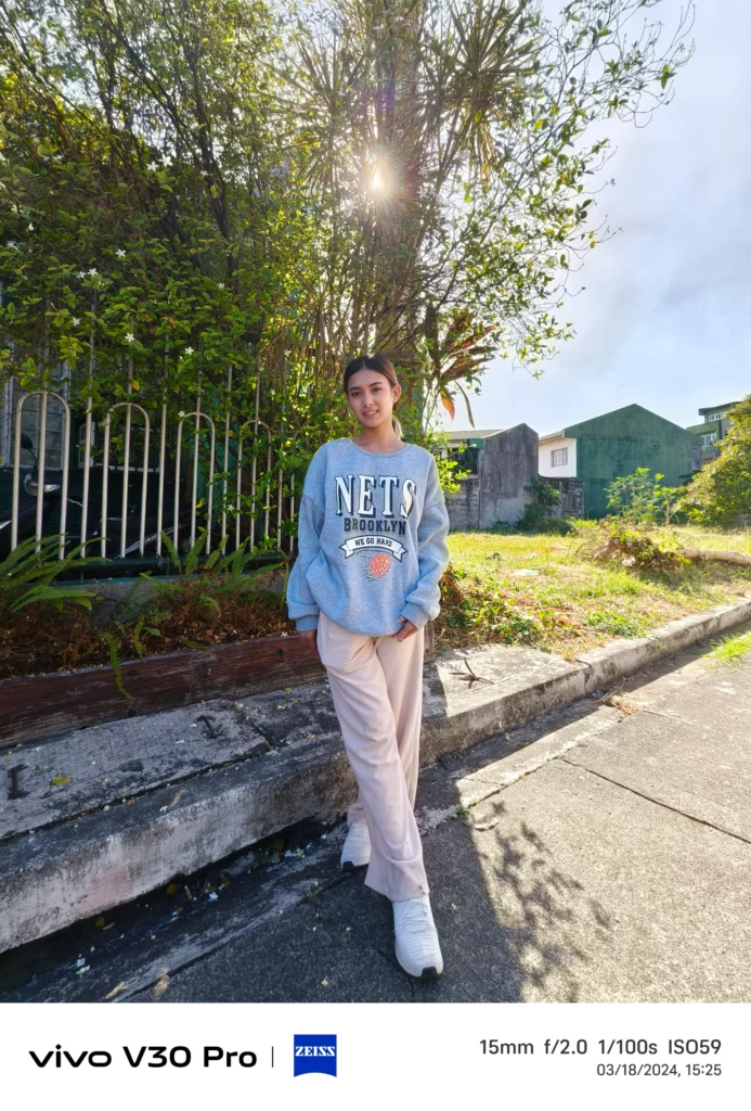 vivo V30 Pro 5G Full Review: Iconic optics, design, and performance ...