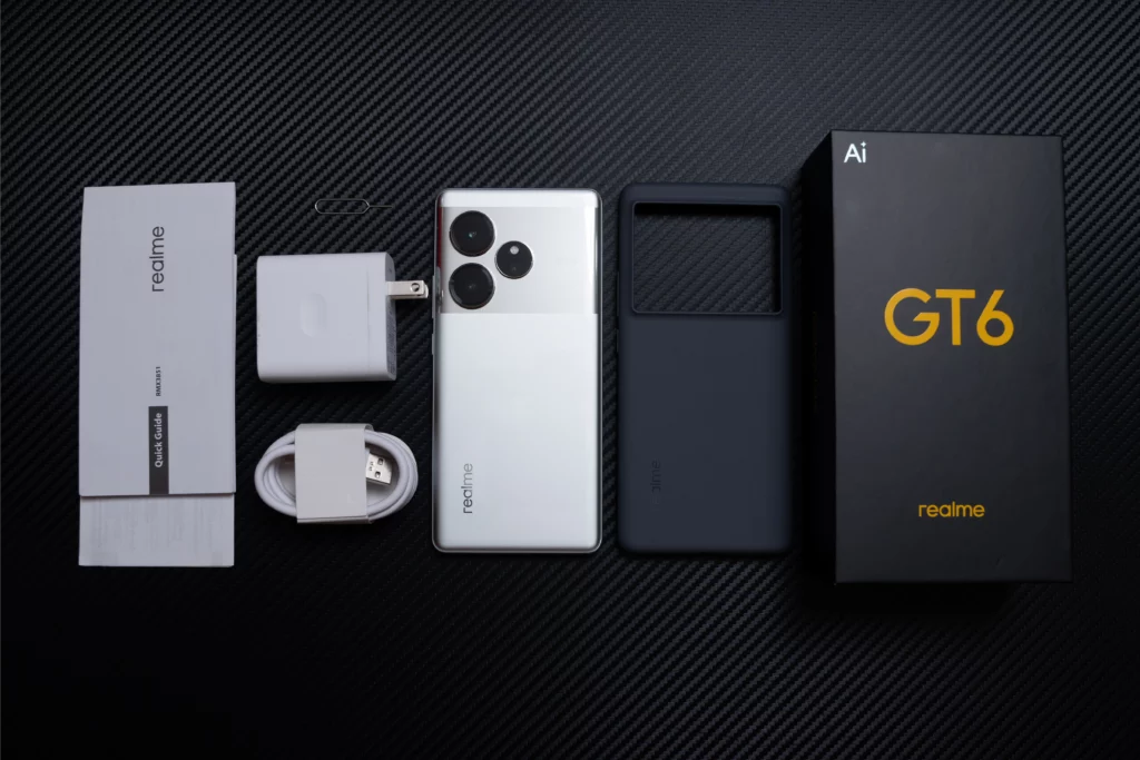realme GT 6 Unboxing & First Impressions: The Return of the OG Flagship ...