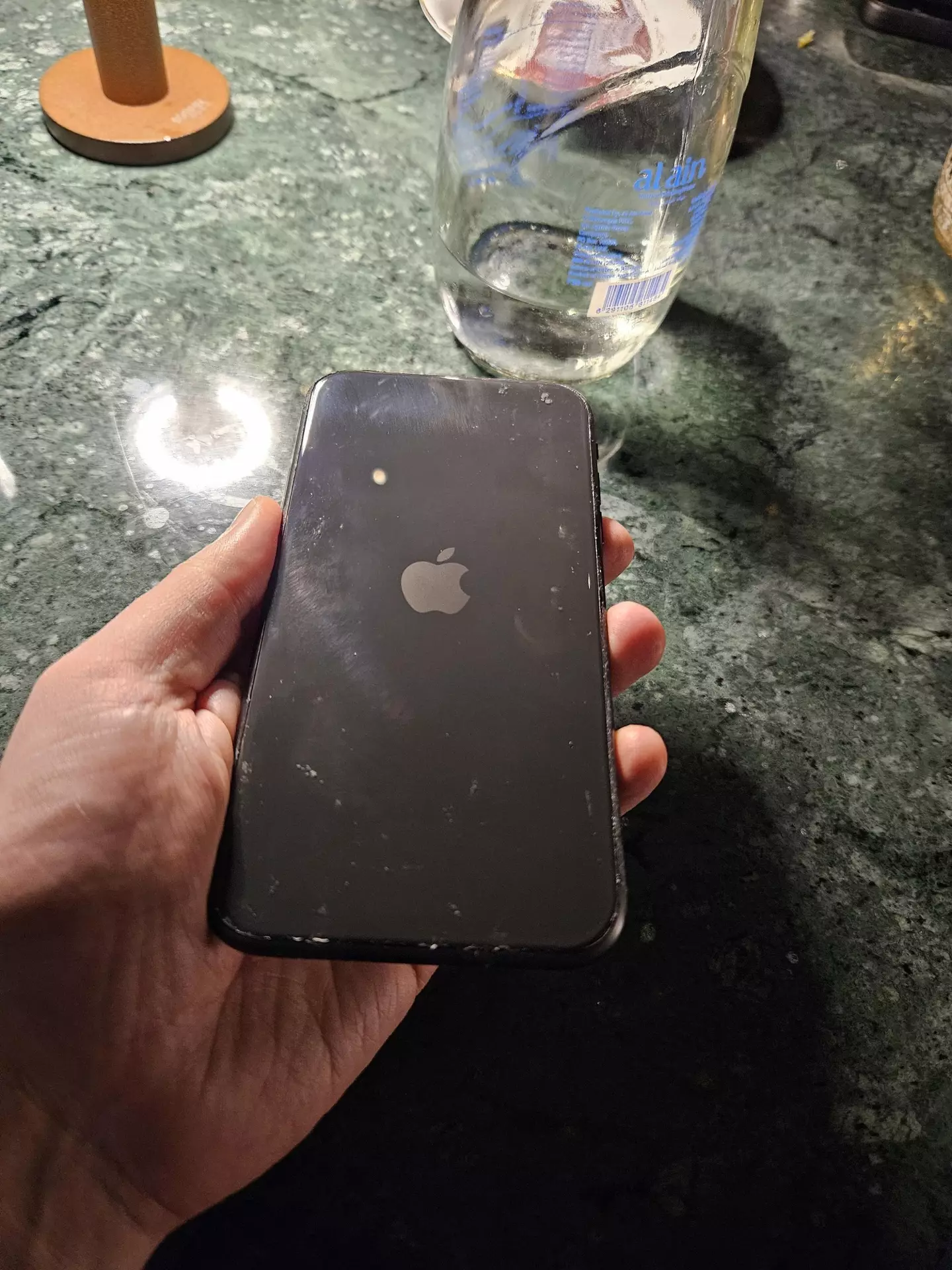An iPhone with no camera? A recent Reddit post generated confusion ...