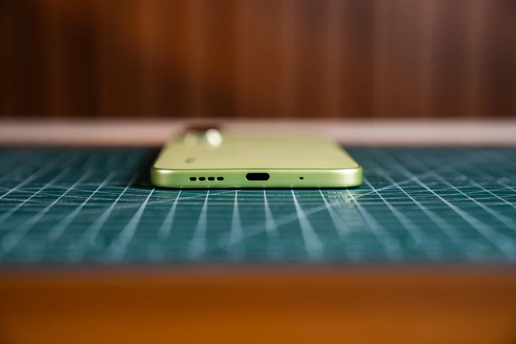 Reviewing The Infinix HOT 70: Life’s Full of Color When You Hold One ...